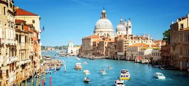 意大利威尼斯自由行：威尼斯旅遊3日2夜行程和必逰景點推薦 玩盡威尼斯主島＋Lido、Murano、Burano三大外島