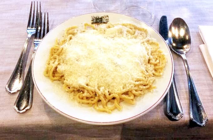 Dove mangiare a Roma: le 10 migliori Cacio e Pepe