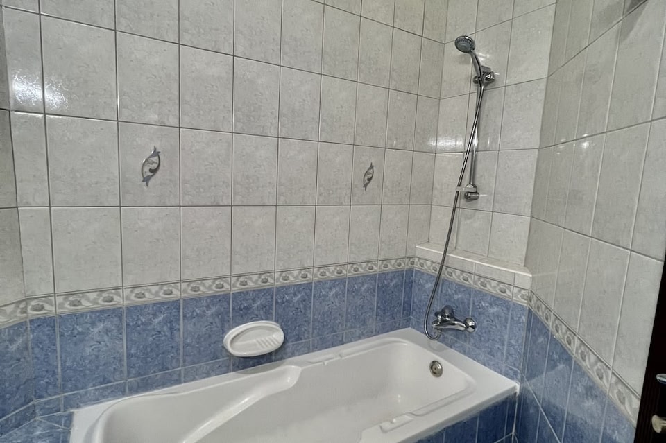 Robin House Dubai Mix Dormitory - Sharaf DG Metro, 杜拜 - Skyscanner