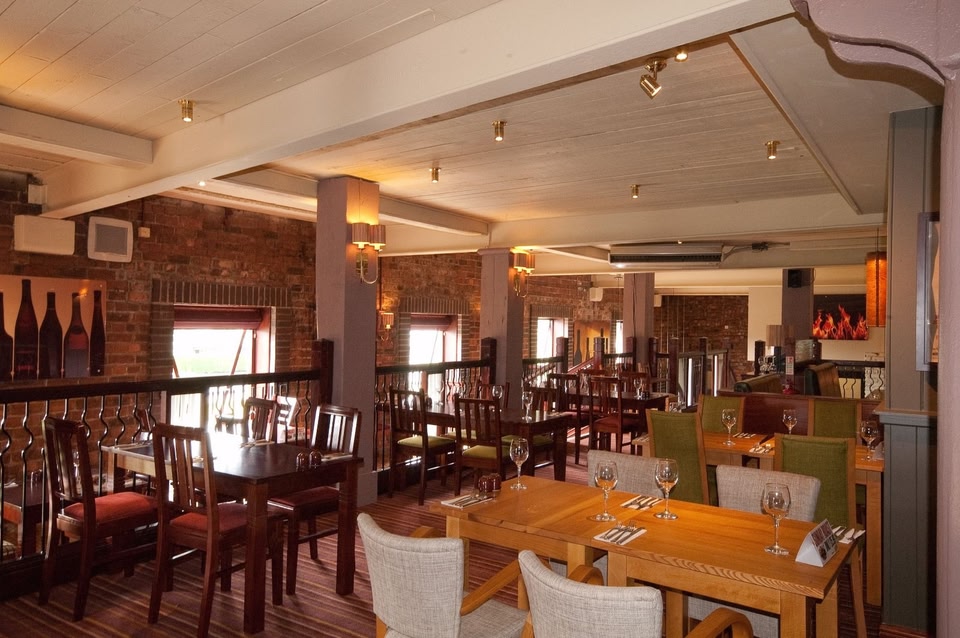 Premier Inn Falkirk Central, Falkirk Hotels - Skyscanner