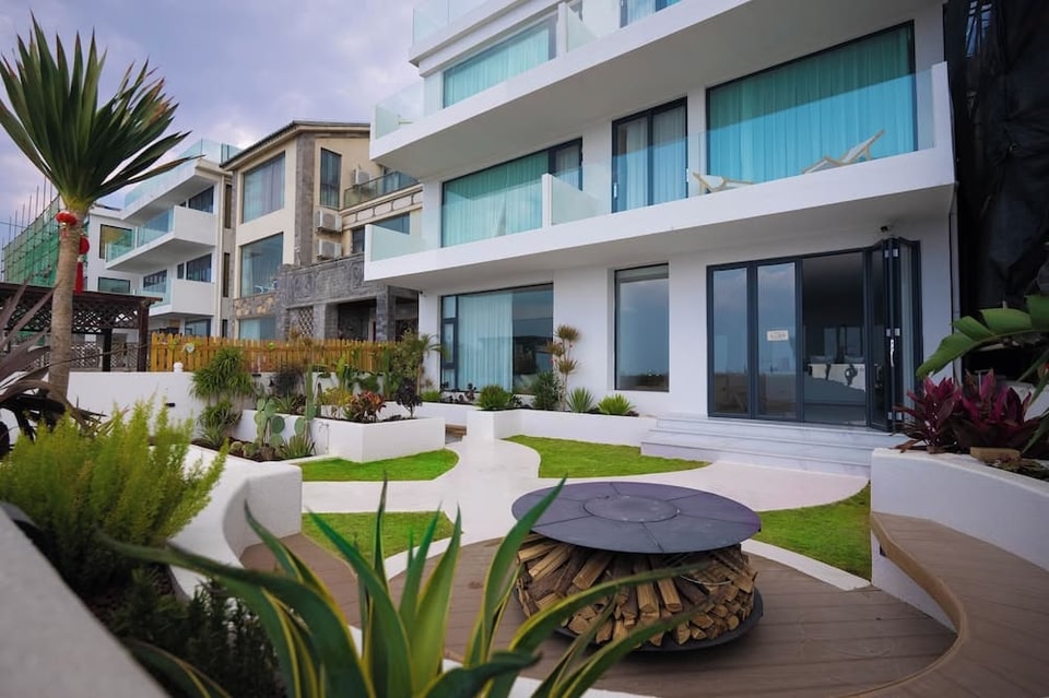Hotéis Dali Qiyu Half Hill Seaview Villa Erhai, Cidade de Dali - Skyscanner