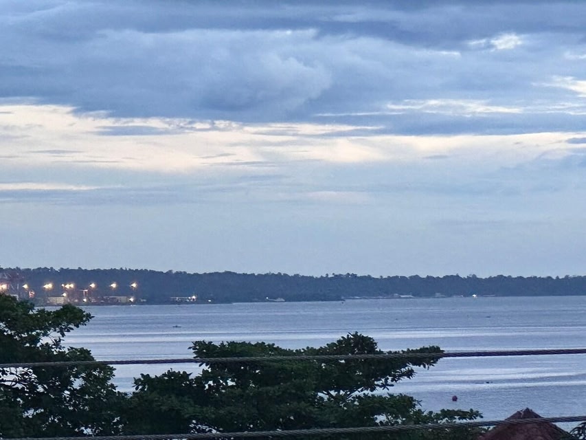 The Penthouse in Bario Barretto Olongapo Near Beach, Olongapo City ...
