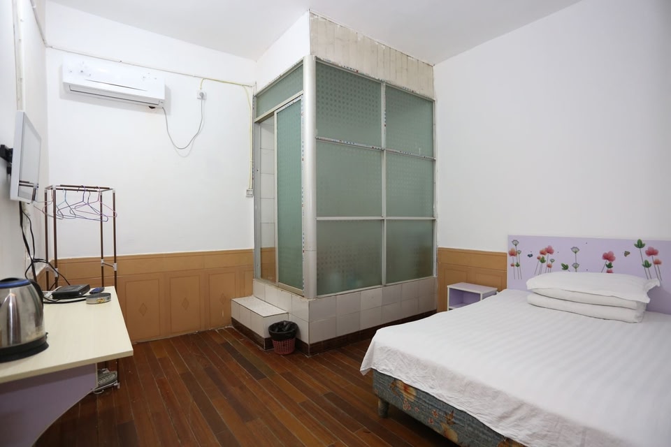 Zhangjiajie Nanlaibeiwang Chinese Inn (TianmenMountain Cableway ...