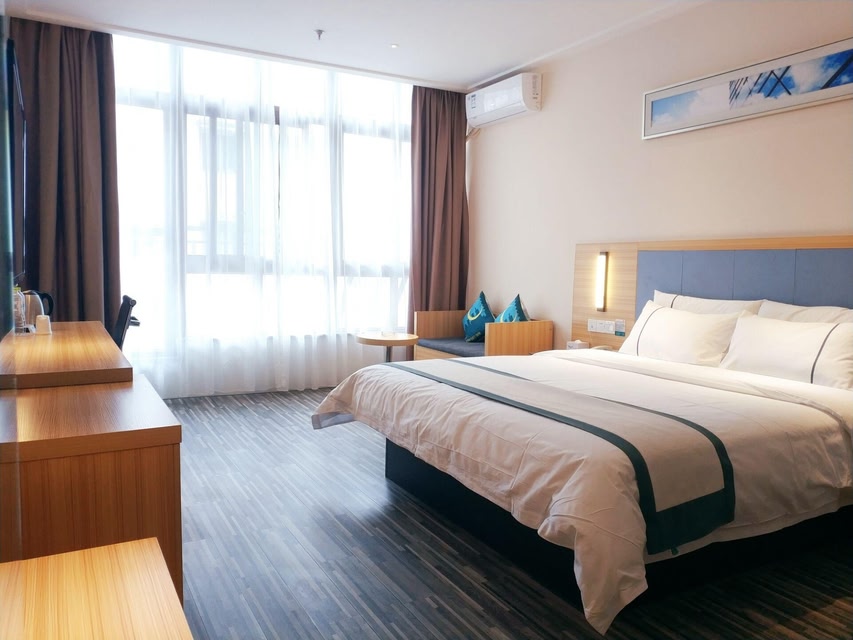 스팡 시 호텔 시티 컴포트 인 더양 시팡 융후 파크 - 스카이스캐너