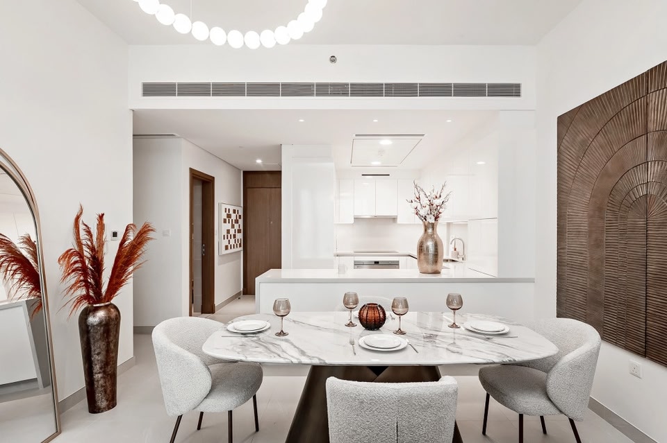 Luxury 2BR Apartment Burj Khalifa View in Al Safa, Dubai Hotels - Skyscanner