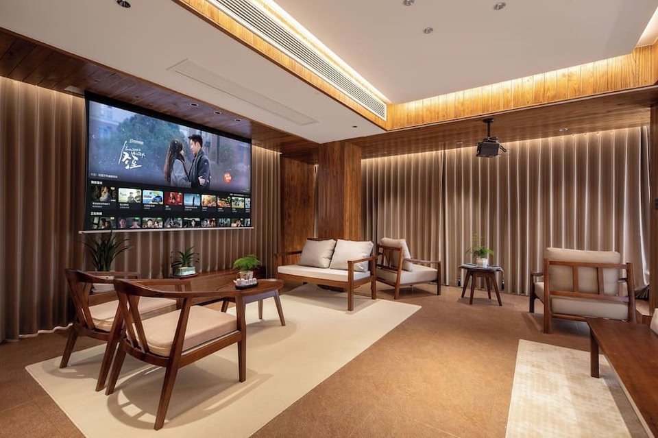 Zhangjiajie Valley Love Holiday Hotel, Wulingyuan Hotels - Skyscanner