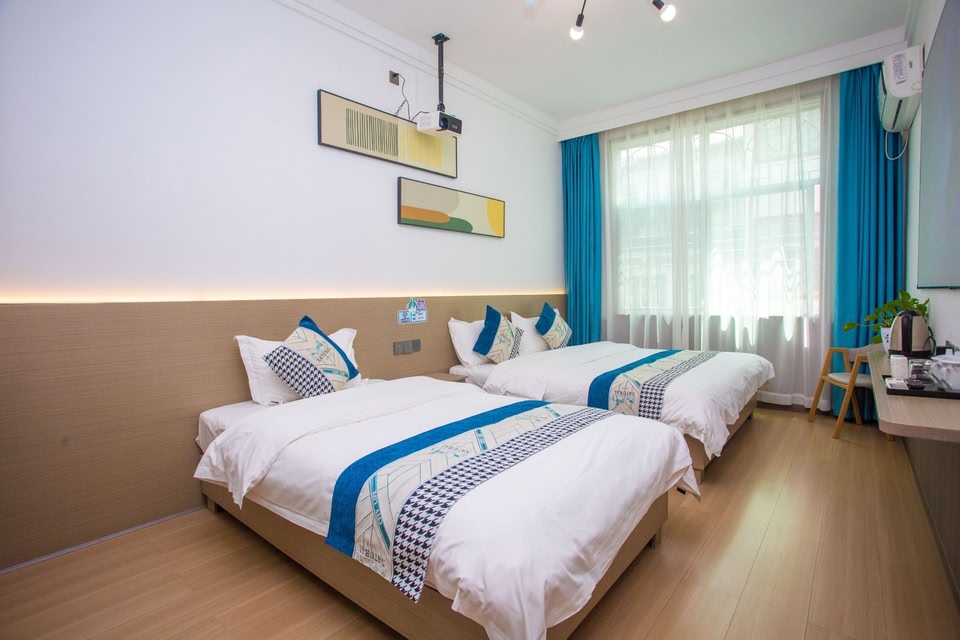 Zhangjiajie Shi Guang you ni Homestay (Tianmenshan Cableway Branch), 大庸 ...