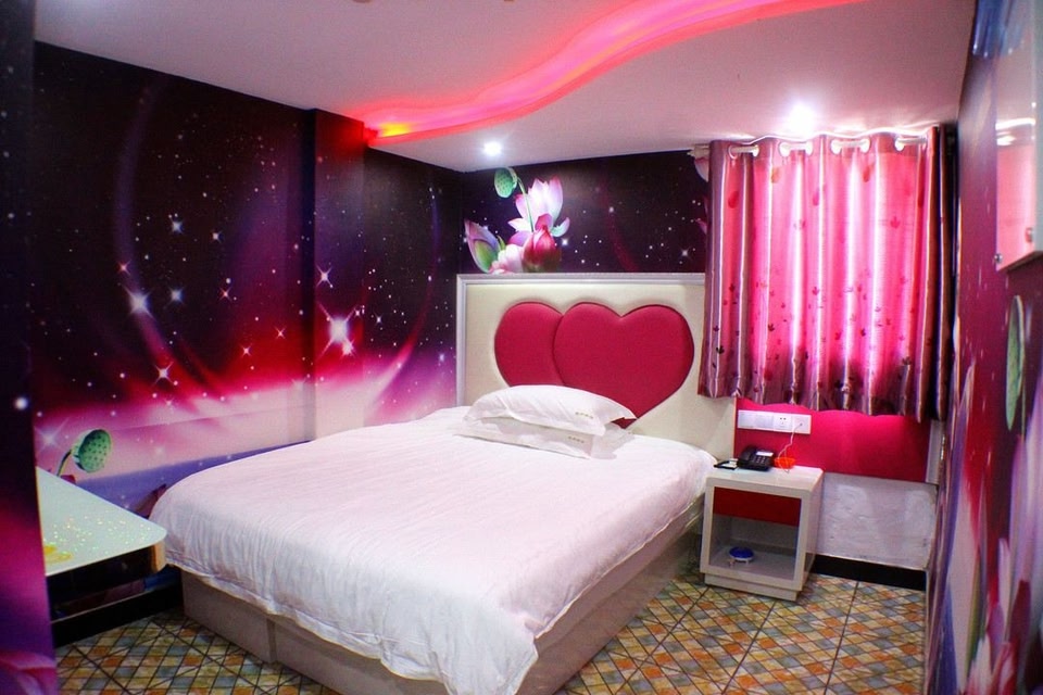 Disheng Hotel (Shanghai International Tourism Resort Xiuyan Road Subway ...