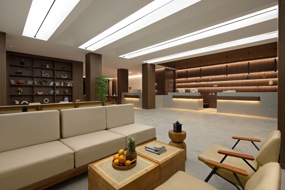 โรงแรมวาลา ทอมส์ คลิฟ สตรีม เทรซิ่ง สาขา พื้นที่ทิวทัศน์ภูเขาสื่อเก๋อ ...