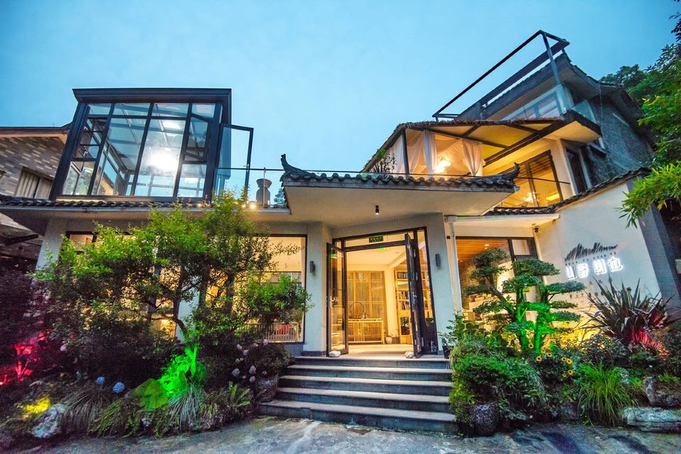 Shanye Shanye Hot Spring Hotel（Rear Mount Qingcheng, เฉิงตู โรงแรม ...