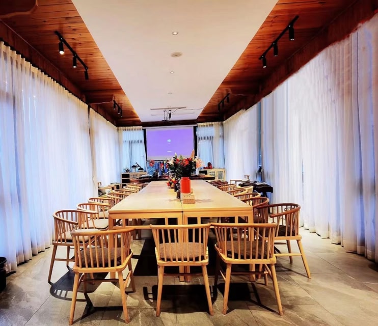 Shanye Shanye Hot Spring Hotel（Rear Mount Qingcheng, เฉิงตู โรงแรม ...