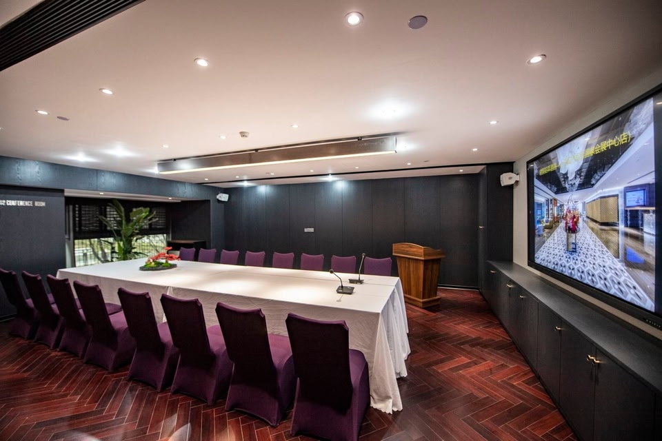 Shanghai Hongqiao Station National Exhibition and Convention Center ...