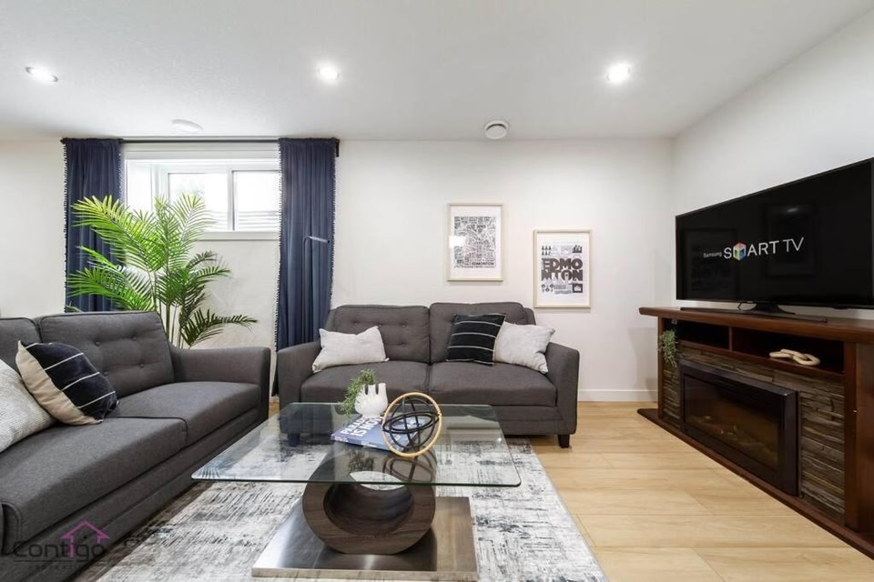 The Sanctuary Suite, Near Rogers & WEM, WiFi!, Edmonton Hotels - Skyscanner