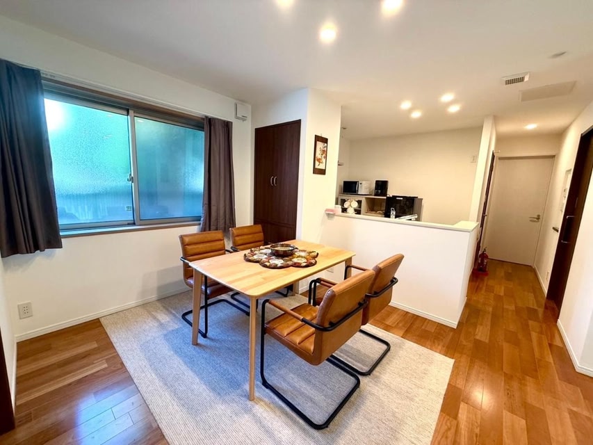 Private stay, Fully Equipped 45 Square meter, Easy Access to Disneyland ...