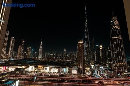 Burj Khalifa View, High Floor, Dubai Mall Access, Gym, Infinity-Pool ...