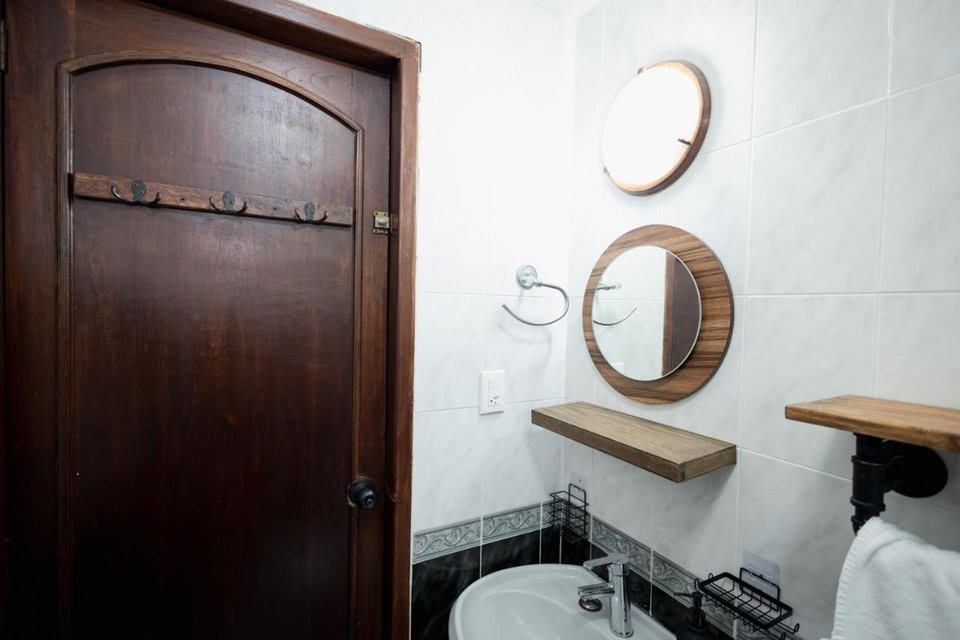 Room With Shared Bathroom in the Heart of Cancun, Cancun Hotels ...