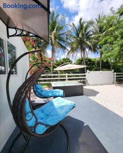 House Bungalow Miami Ranch, marina, Key Largo, Hot tub | 2025 Updated ...