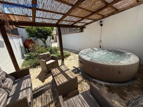 Way to the sea - Home With Garden & hot tub, Cabras Hotels - Skyscanner