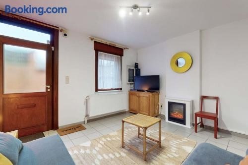 Comfortable House G00gle-SHAPE- Chièvres Air Base, Saint-Ghislain ...