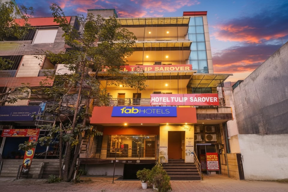Fabhotel Tulip Sarover Sector 18, New Delhi Hotels - Skyscanner