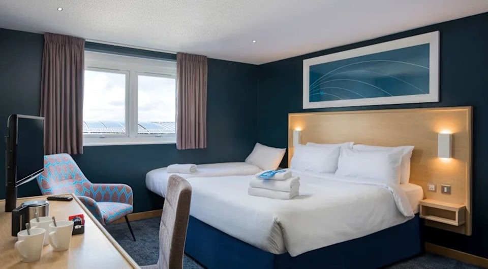 Travelodge London Stockley Park Hayes, London Hotels - Skyscanner