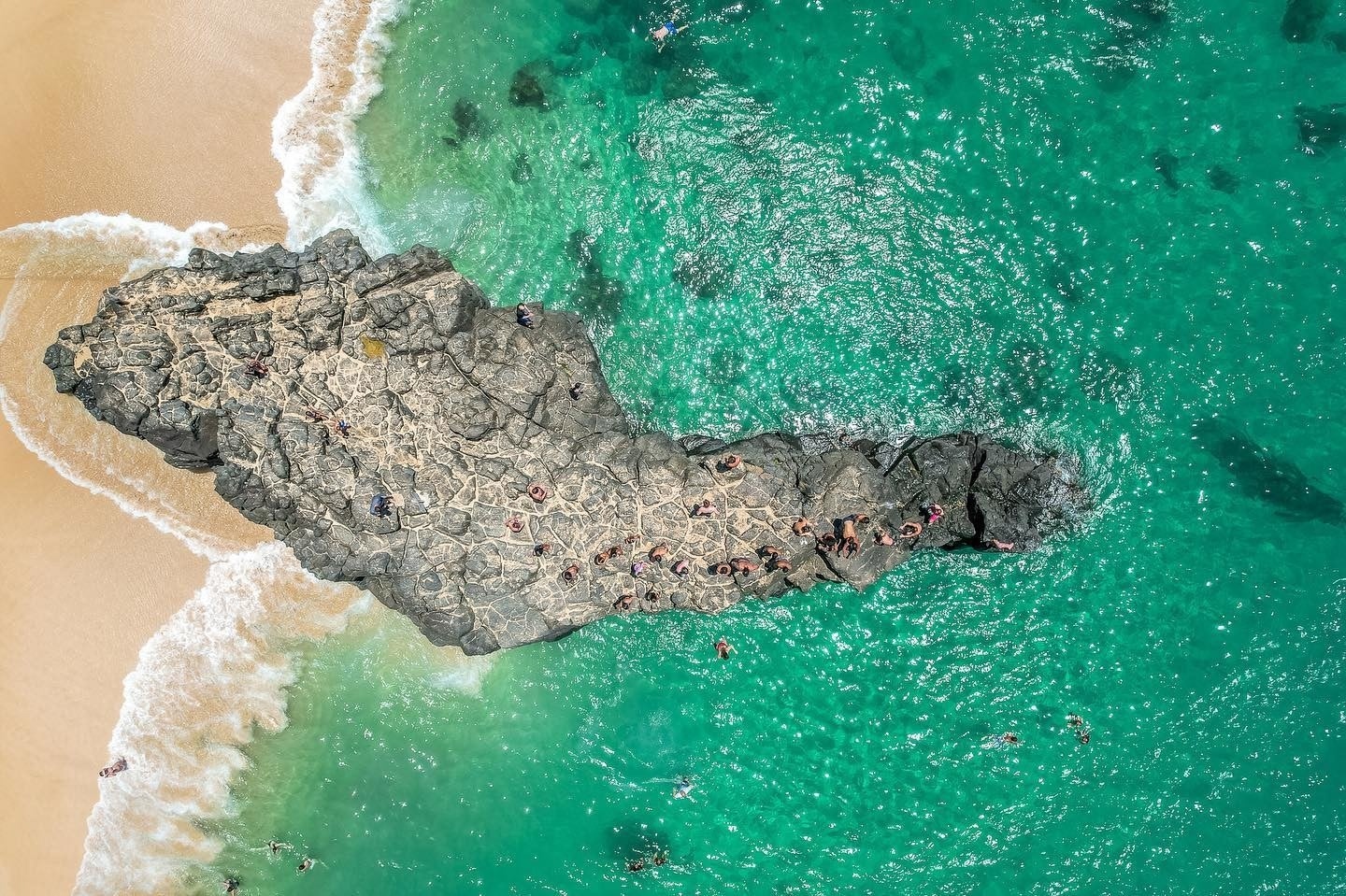 Where's hot in February in the US and abroad? | Skyscanner US