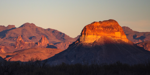 10 essential items to pack for your deserted island adventure