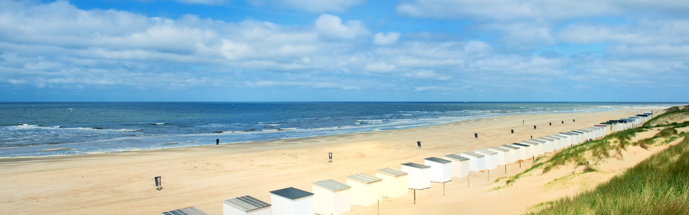Dit zijn de 15 mooiste stranden van Nederland | Skyscanner