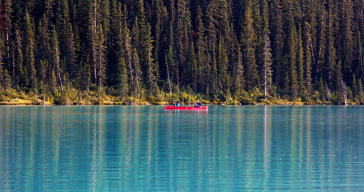 The top 11 most beautiful lakes in Canada | Skyscanner