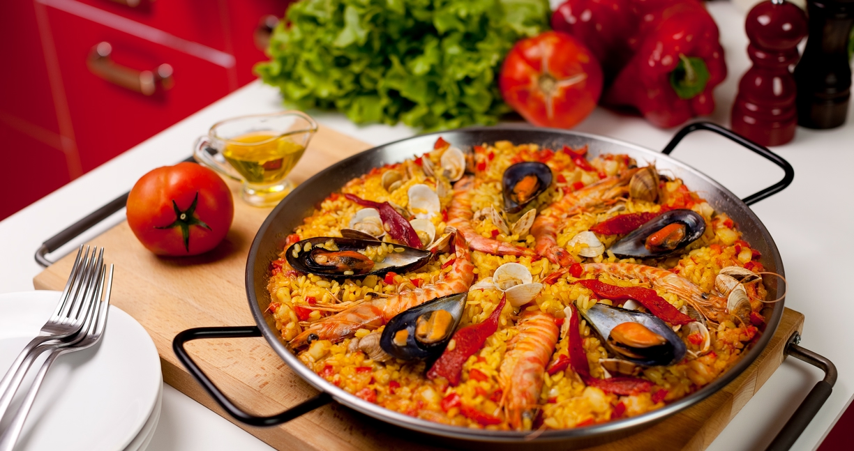 Spansk mad: 10 traditionelle spanske retter du må prøve | Skyscanner ...