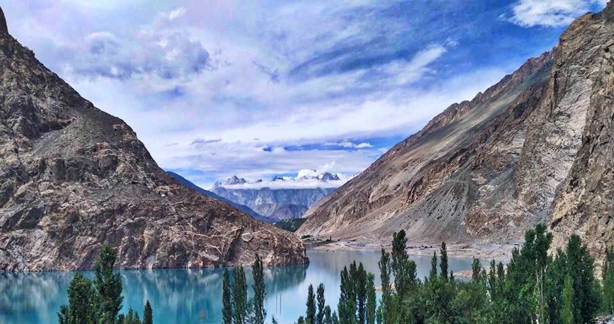 7 most beautiful lakes in Asia - Skyscanner Singapore