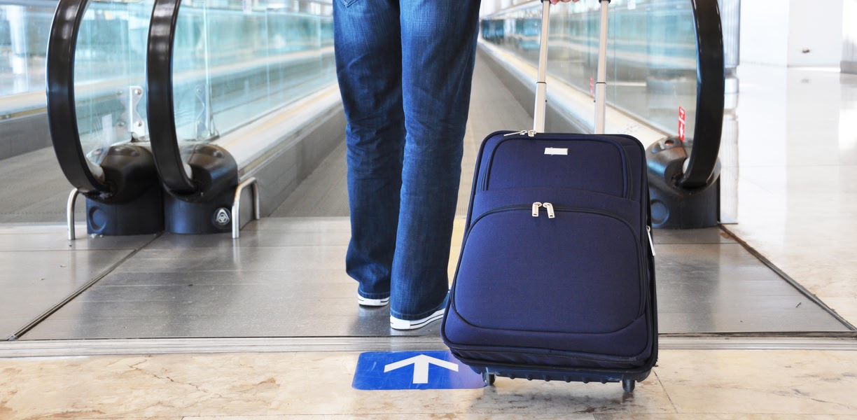 JetBlue carry-on baggage policy guide and tips | Skyscanner US