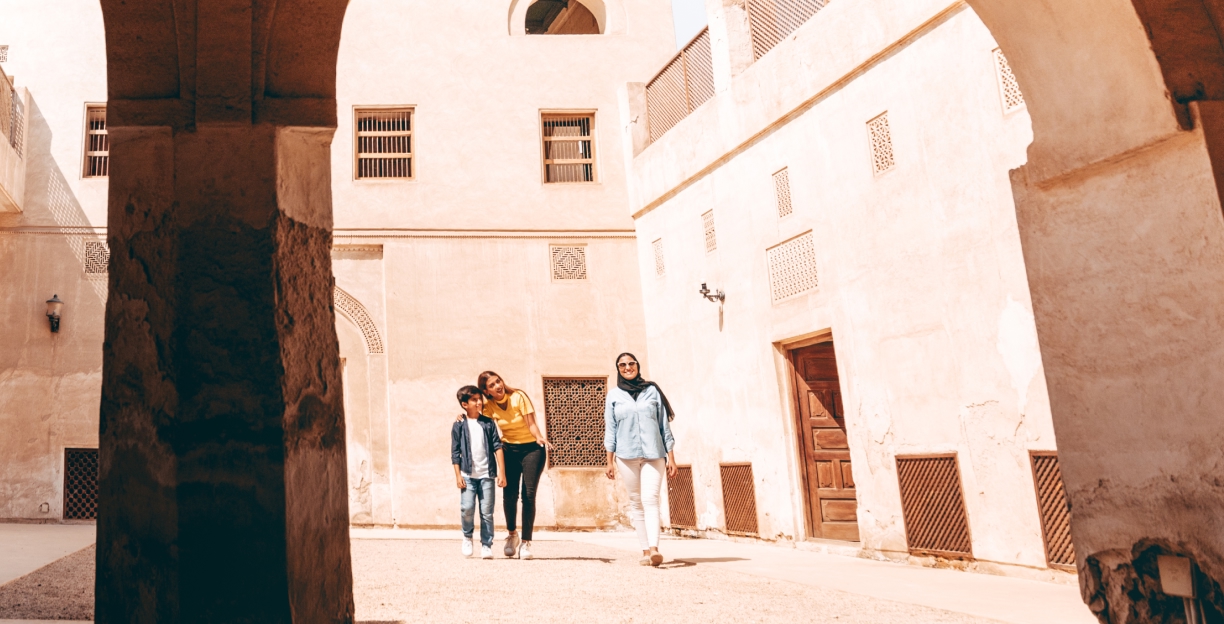 Travel to Bahrain: island of heritage, culture and cuisine | Skyscanner UK