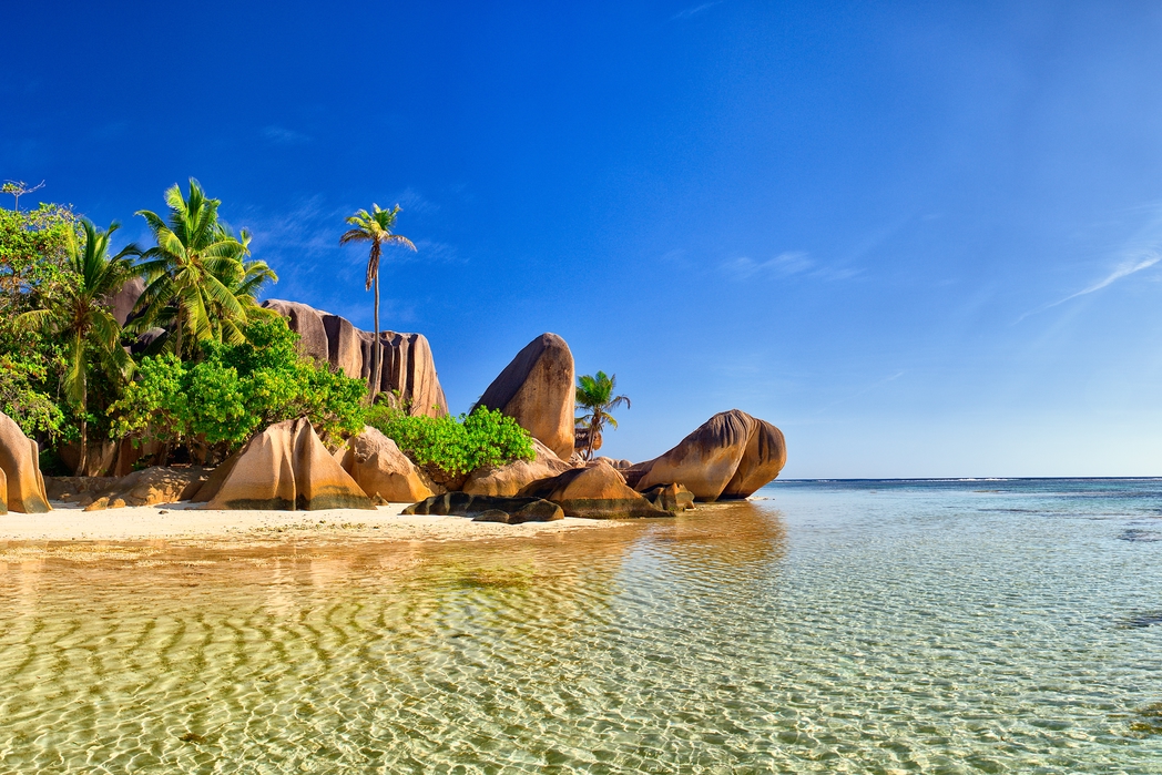 Flight deals to the world's most beautiful beaches | Skyscanner Ireland