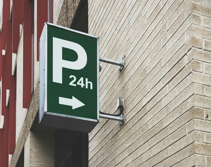 Sydney Airport Parking Guide: Current Rates & Best Options
